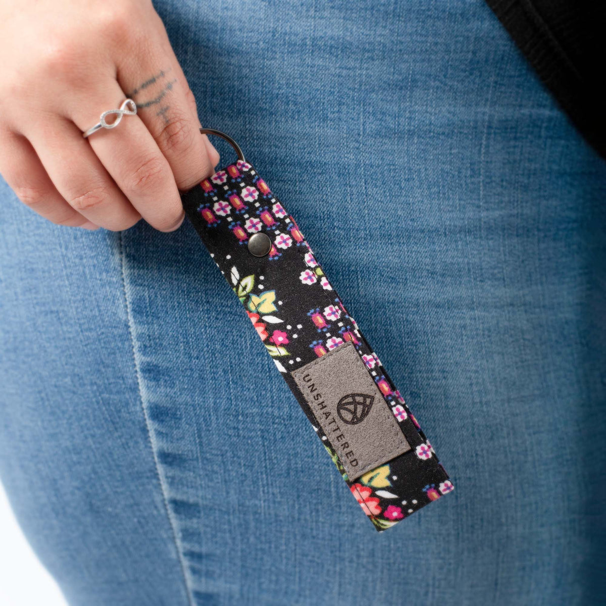 Ashley Loop Keychain – Unshattered